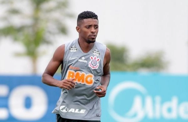 Corinthians não consegue emprestar Jonathan Cafú a time turco; atacante ...