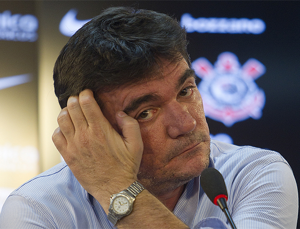 Presidente do Corinthians garante: 'Se o Jô rescindir o contrato lá ...