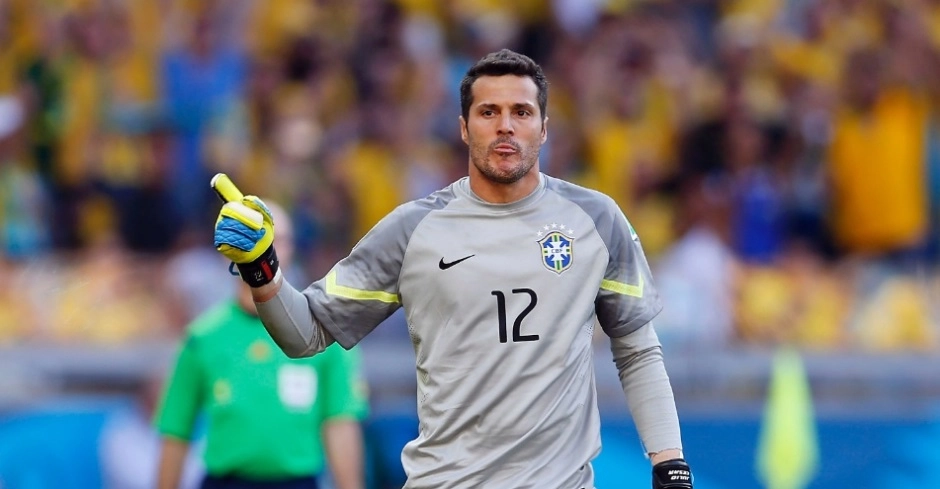 Júlio César já fez história, mas ainda precisa de um título - Notícias ...