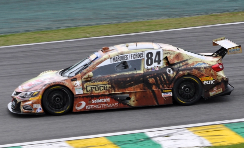 Estreando ao lado do ex-F1 Tarso Marques, Fernando Croce comemora ...