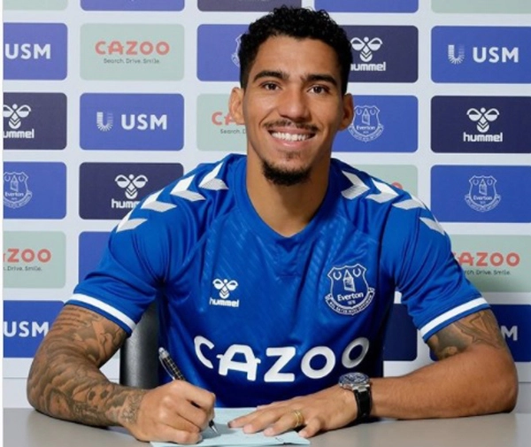 Vasco vai lucrar mais de 4 milhões com a venda de Allan - Notícias ...