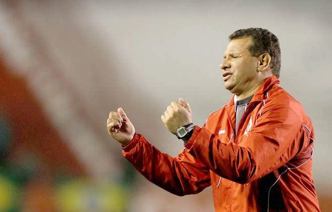 Achados & Perdidos: Celso Roth deixava o comando do Inter há cinco anos ...