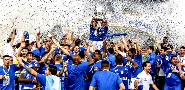 Cruzeiro ignora Itaquerão lotado e deixa Corinthians "a ver navios" na ...