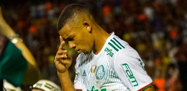 G. Jesus multiplica cartões e só fez um gol após ouro e venda para o ...